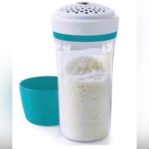 Tupperware | Kitchen | New Tupperware Exclusive Parmesan Cheese Shaker ...